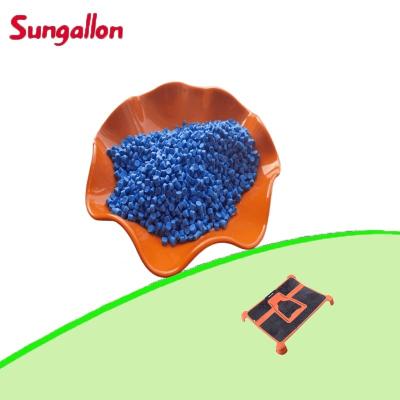 China Snow White Eco-Friendly TPE Plastic Material TPE Elastomer Material SEBS/Mineral Oil Over Molding for PA for sale