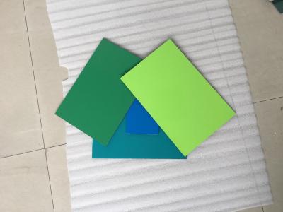 China Behandelde het Materiële Aluminium van de muurdecoratie Samengesteld Comité Glanzend Zwart/Helder Zilver Te koop