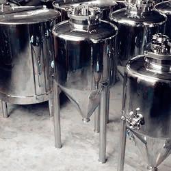 China Stainless Steel Conical Fermenter Hopper for sale