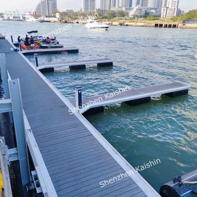 China Modern Style Aluminum Floating Docks Water Systems Plastic Aboat Pontoon for sale