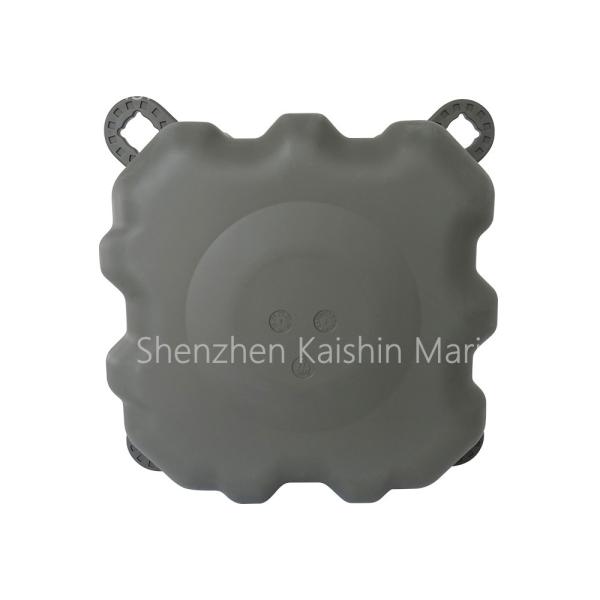 HDPE αεριωθούμενο Drive σκι στους μορφωματικούς επιπλέοντες κύβους λιμενοβραχιόνων πακτώνων αποβαθρών