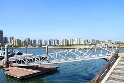 China Aluminum Alloy 6061 T6 Floating Dock Platform Long Lasting Aluminum Dock Gangway for sale