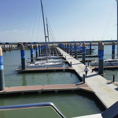 China Iate de flutuação de alumínio livre Marine Pier Floating Bridges Decking da plataforma da plataforma da água da doca de flutuação da manutenção à venda