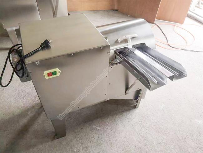 Egg washing machine water circulation system detail