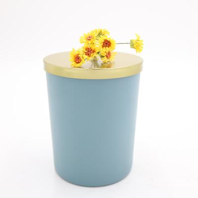 China wholesale luxury colorful scented glass candle with gold lid for gift for sale
