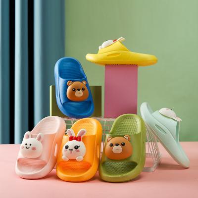 Cina Pantofole animali del PVC Yeezy del fumetto piano del tallone dei bambini in vendita