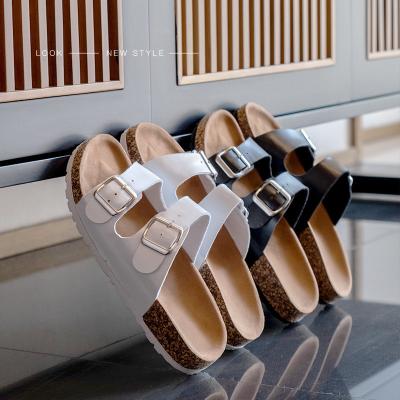 Cina Sogliola molle all'aperto del PVC dell'OEM Cork Women Sandals With in vendita