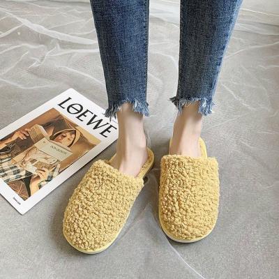Cina Le pantofole lanuginose dell'interno delle donne su ordinazione con il PVC Outsole in vendita