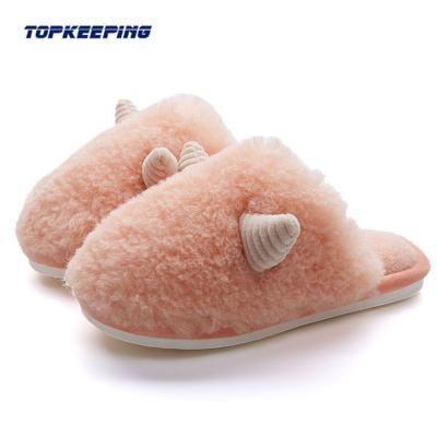 Cina Pantofola dell'interno della peluche adatta regolare delle signore con Midsole ammortizzatore in vendita