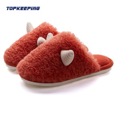 Cina Pantofola dell'interno della peluche adatta regolare delle signore con Midsole ammortizzatore in vendita