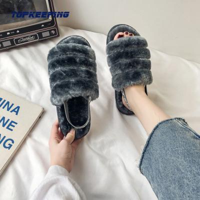 Cina Le pantofole simili a pelliccia delle donne del PVC Outsole ODM/dell'OEM per l'inverno in vendita