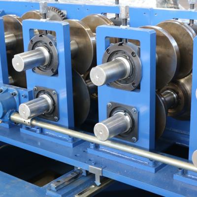 Cina rotolo del Purlin di 15m/min CZ che forma macchina in vendita