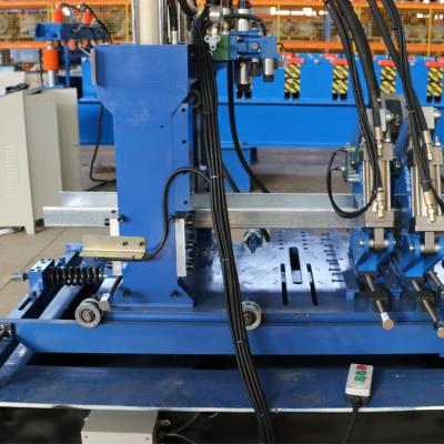 Cina rotolo del Purlin di 15m/min CZ che forma macchina in vendita