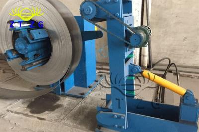 Cina 2-30tons la bobina Decoiler lavora la lamiera sottile a macchina facile da operare in vendita