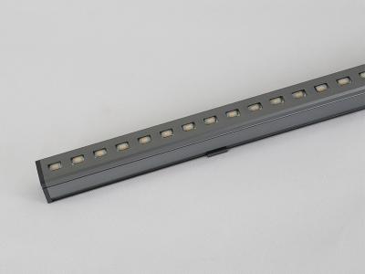 Cina Gli alti lumi di lampada lineare di 12W LED, IP65 impermeabilizzano l'illuminazione lineare esteriore del LED in vendita