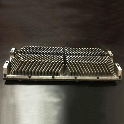 Cina GB di BACCANO delle BS 96% del magnesio del dissipatore di calore dell'estrusione di superficie di verniciatura di raffreddamento di profilo in vendita