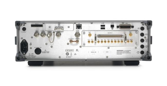 N5193A Uxg X-Series Agile Signal Generator, 10 MHz to 40 GHz