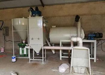 Cina macchina del miscelatore del nastro 380v/macchina asciutta dell'impastatrice di malta per la mescolanza della polvere del mastice in vendita