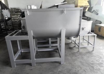Cina Commestibile orizzontale a vite del miscelatore della polvere di acciaio inossidabile del miscelatore del nastro 100-5000KG in vendita