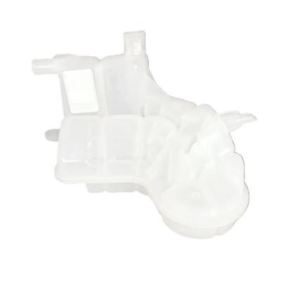 Cina Serbatoio di espansione automobilistico Audi A3 4F0121403C 4F0121403N 4F0121403G in vendita