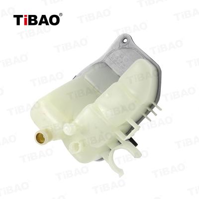 Cina Serbatoio di espansione automobilistico di flusso eccessivo, carro armato del refrigerante del radiatore A2035000049 2035000049 in vendita
