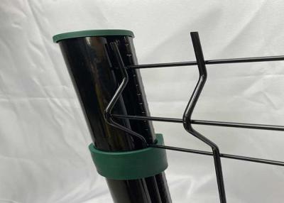 China 50*150mm Dutch Type Post PE Coated V Mesh Wire Fence for sale