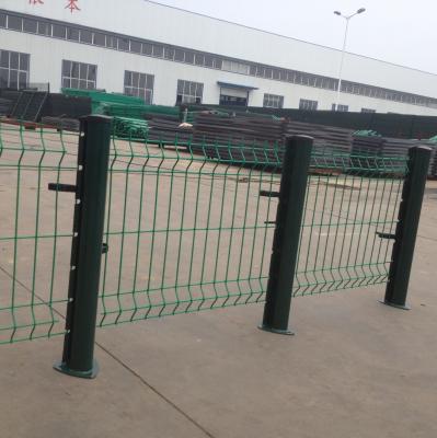 China Metalx Factory Price Cheap Green/Black PVC Coated Outdoor Garden 3D Curvy Welded Bending Perimeter Security Wire/V Mesh for sale
