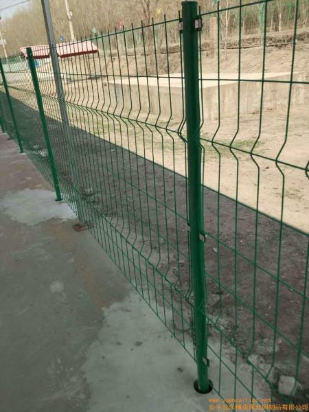 Quality Metalx Factory Price Cheap Green/Black PVC Coated Outdoor Garden 3D Curvy Welded for sale