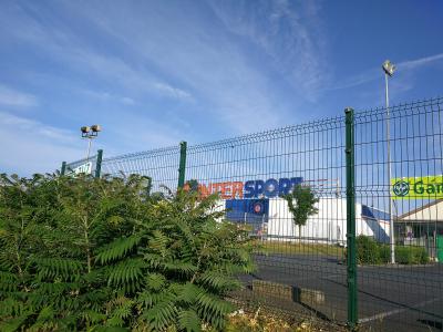 China PVC Coated 3D Fence Welded Wire Mesh Fence for Security and Gardening for sale