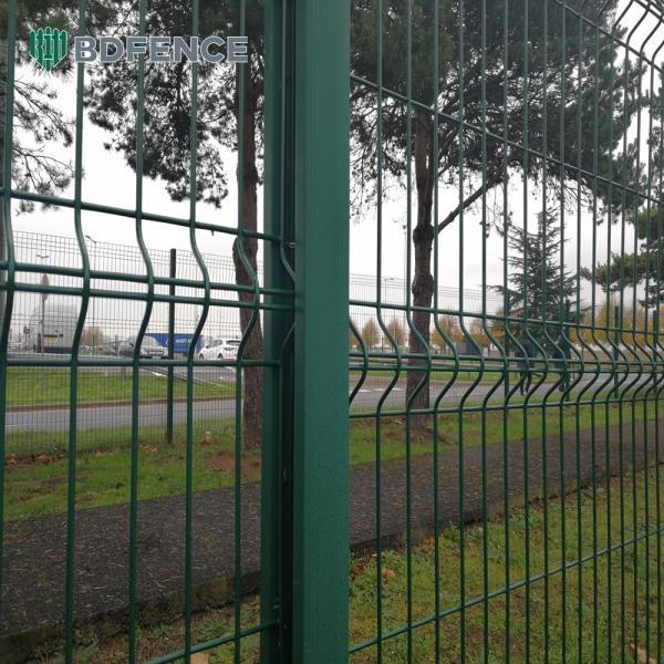 Quality Home Outdoor Security Curvy Welded Wire Fence 3D Curved Welded Pvc Garden Fence for sale