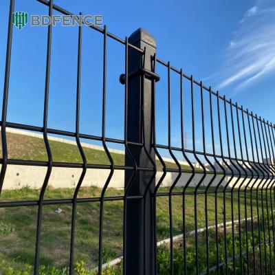 China Easily Assembled Powder Coated 3d Security Welded Wire Mesh Fence V Curved Wire Fence for sale