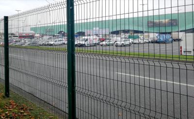China Outdoor 3d Curved Pvc Coated Welded Wire Mesh Fencing For Garden And Farm Protection 3d Fence for sale