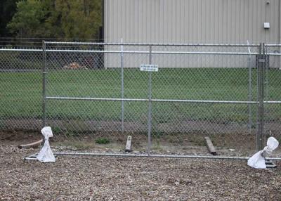 China ISO14001 Chain Link 6FT*12FT Temp Construction Fence for sale