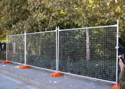 China 2.1M *2.4m Australia Retractable Temporary Fence Square Hole for sale