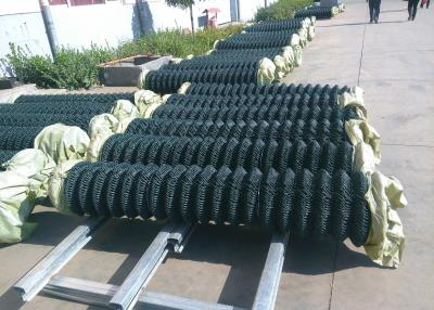 China Woven 2.0mm Green 60x60mm Diamond Chain Link Fencing For Farm for sale