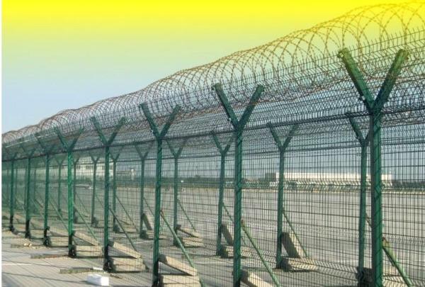 Quality 2.4m 358 Anti Climb Security Fencing Anti Cutting Mesh For Residential Garden for sale