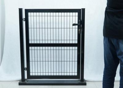 China Cercas metálicas galvanizadas por inmersión en caliente de una hoja de una sola puerta de 0,9 m de ancho en venta