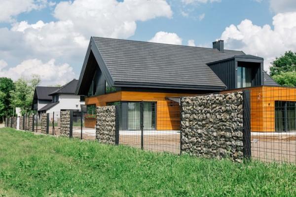 Quality Retaining Walls Erosion Resistant Gabion Fence System for sale