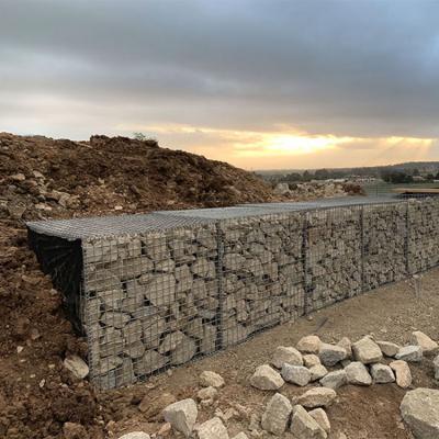 China Heavy Galvanized Gabion Fence System Hexagonal 2x1x1m for sale