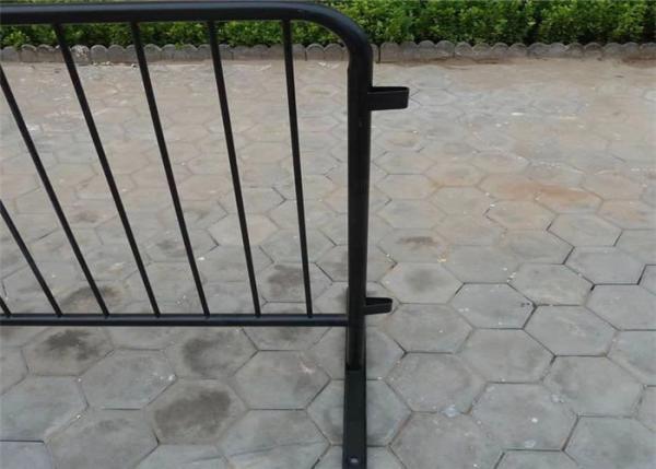 Quality Iron Metal Flat Feet Event Crowd Control Barriers for sale