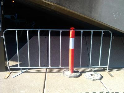 China Temporary Steel Metal Crowd Barrier Fencing 1.8m - 2.5m Width for sale