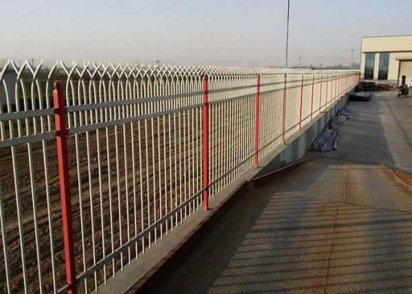 Quality Easy Assembly Steel Tube Q195 Or Q235 Material Fence For Home Garden Farm for sale