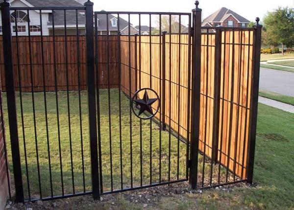 Quality Easy Assembly Steel Tube Q195 Or Q235 Material Fence For Home Garden Farm for sale