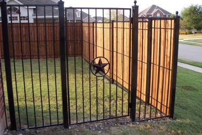 China Easily Assembled Metal Fence Garden Ornamental Steel Picket Fence Sliding Gate For Garden Commercial Tubular Fencing for sale
