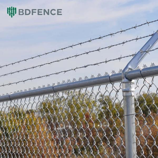 Quality Galvanized Wire Chain Link Fence With High Tensile Metal Rolls 6 Feet Length Or for sale