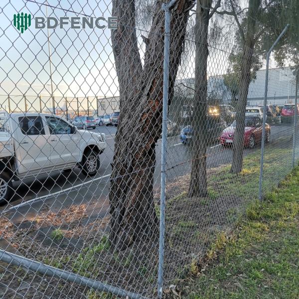 Quality 1.25lb/ft 8ft rail steel Galvanized T Post for sale