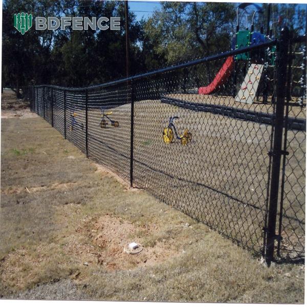 Quality Dog Playpen Chain Link Fence Chew-Proof Edging for sale