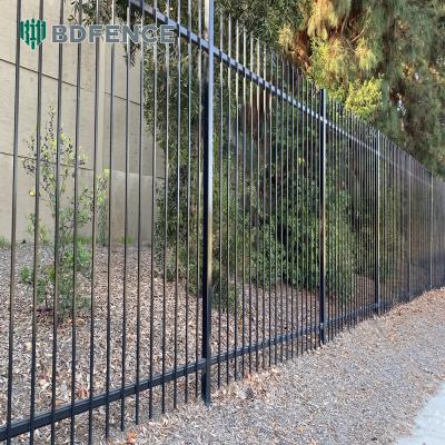 China Black Flood-Resistant Tubular Metal Fence Waterproof Base for sale