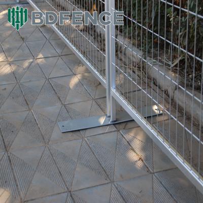 China AU Standard Temporary Fence Panels 2.1x2.4m Galvanized Steel Portable Construction Temp Fencing with Feet/Clamps for Safety for sale