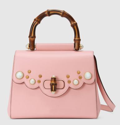 China Well Promotion Ladies Shoulder Handbag for Ladies in Black and Pin with Wooden Hardware Long Strap Pearl Bag for Girls for sale